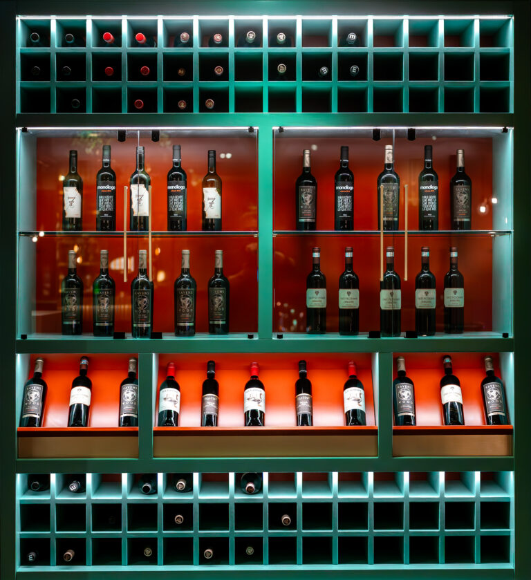 Home - The Upper Deck